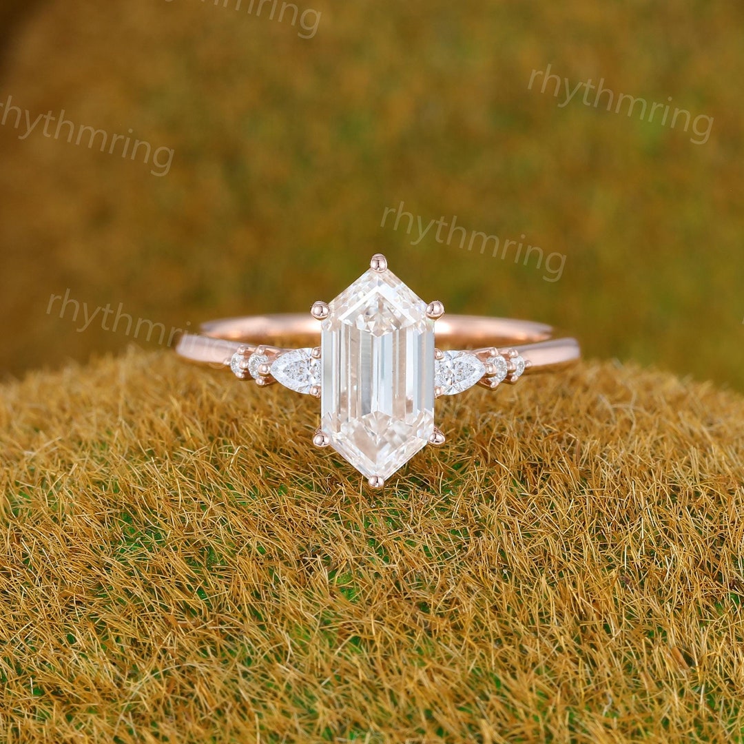 Vintage Elongated Hexagon Lab Grown Diamond Engagement Ring Pear Shaped ...