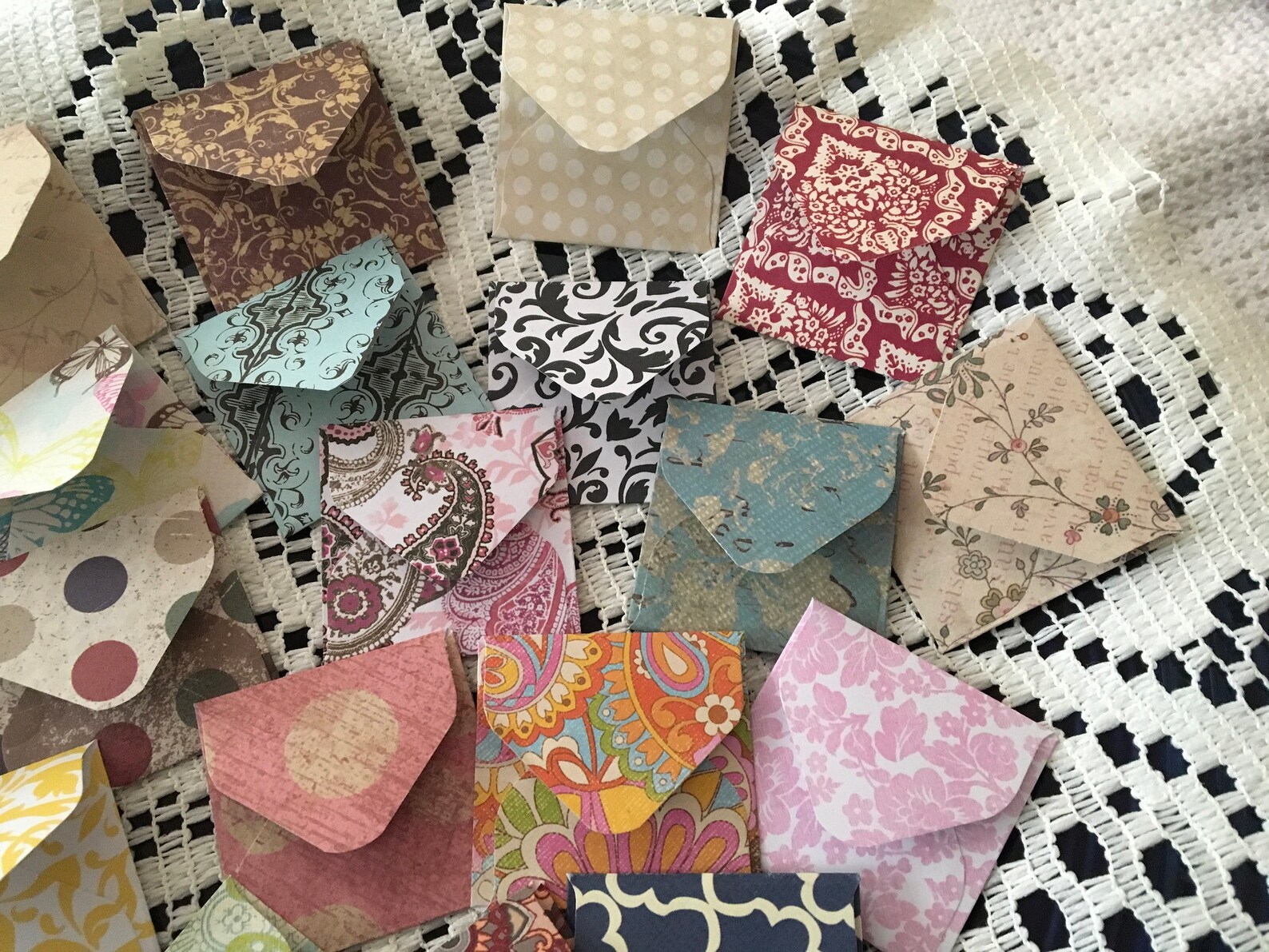 20 Tiny Envelopes Mini Envelopes Lunchbox Envelopes Love - Etsy