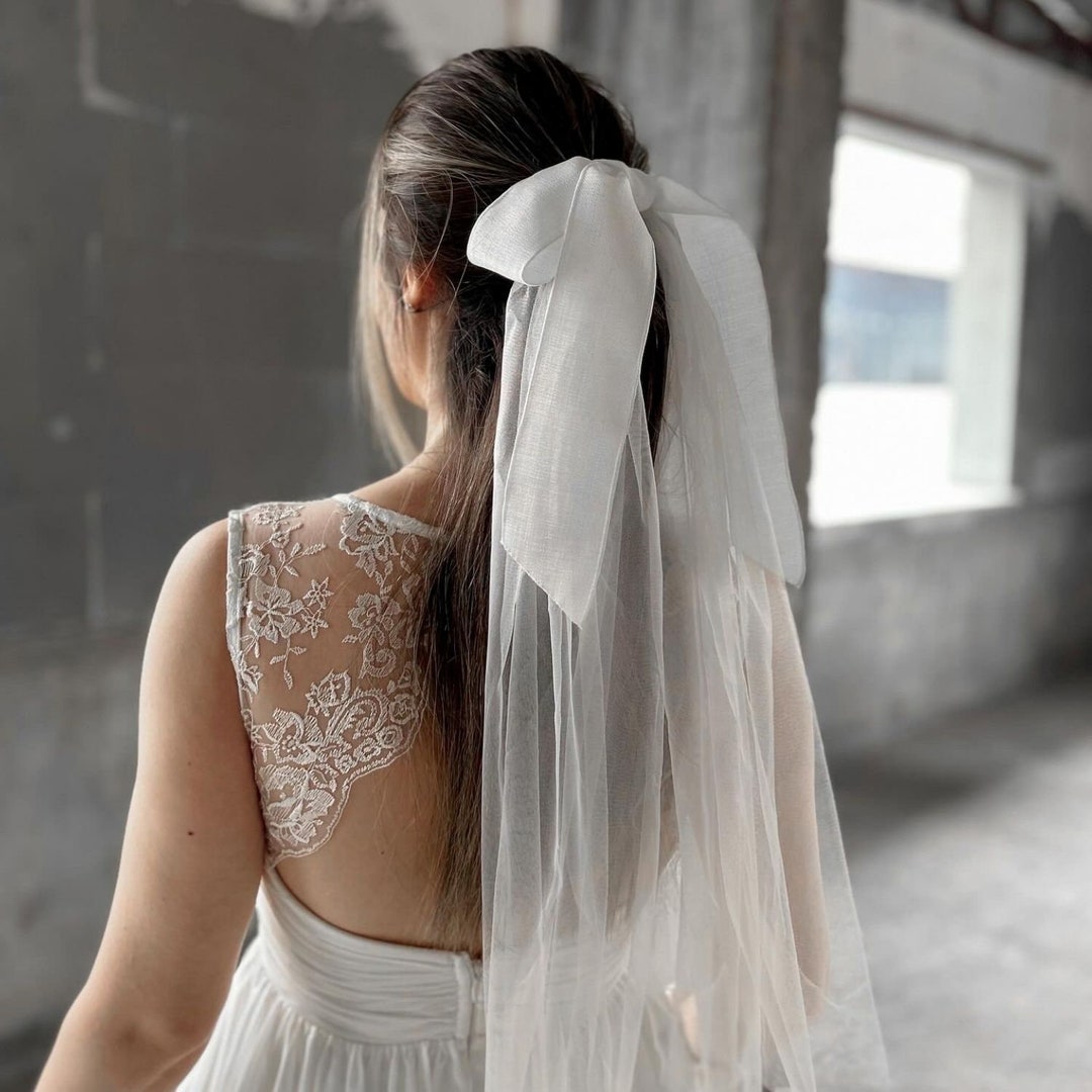 Bridal Veil With Linen Bow: Soft Tulle, Short Wedding Veil - Etsy