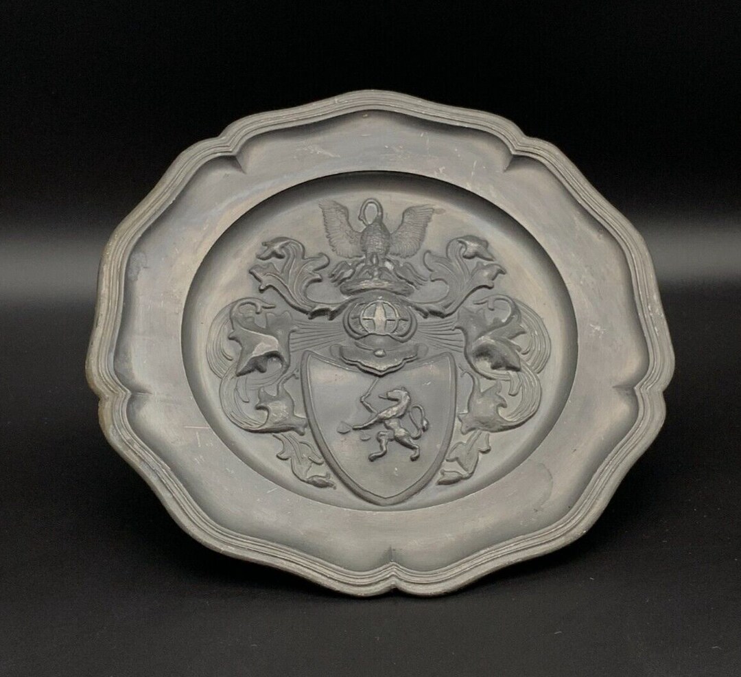 Vintage Rein Zinn Wall Ornate Crest Silver Plate Pewter Coat of Arms 9 ...