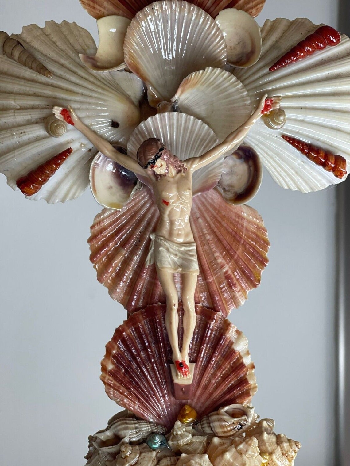 French Jesus Cross Seashell Handmade Vintage Figurine Patience Statue ...