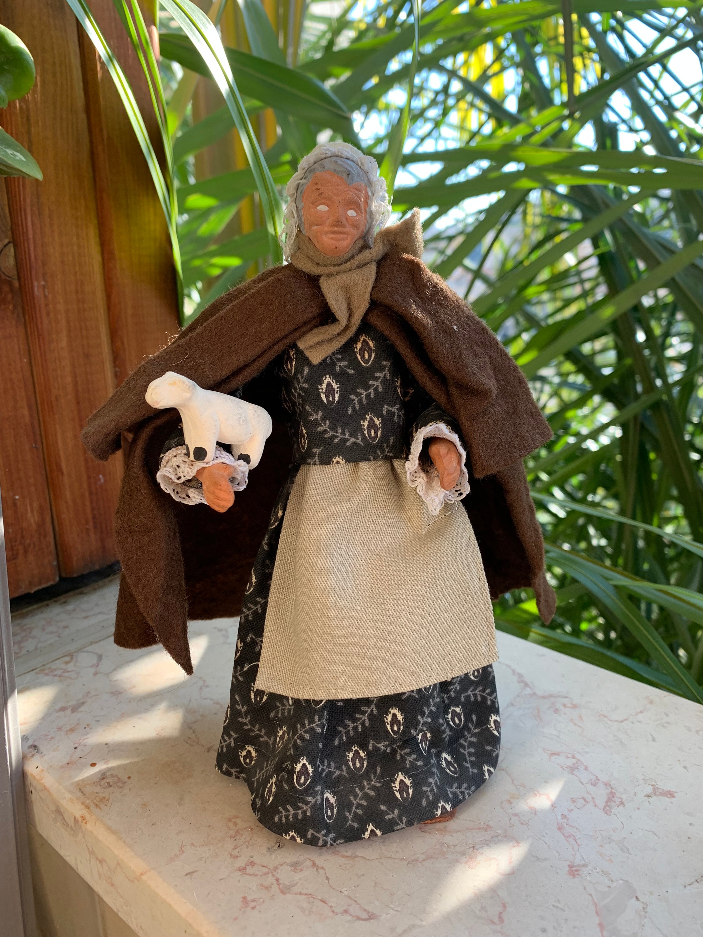 Vintage SANTONS YOLANDE FRANCE. Figurine Old Woman 9" La Bergère 19th ...