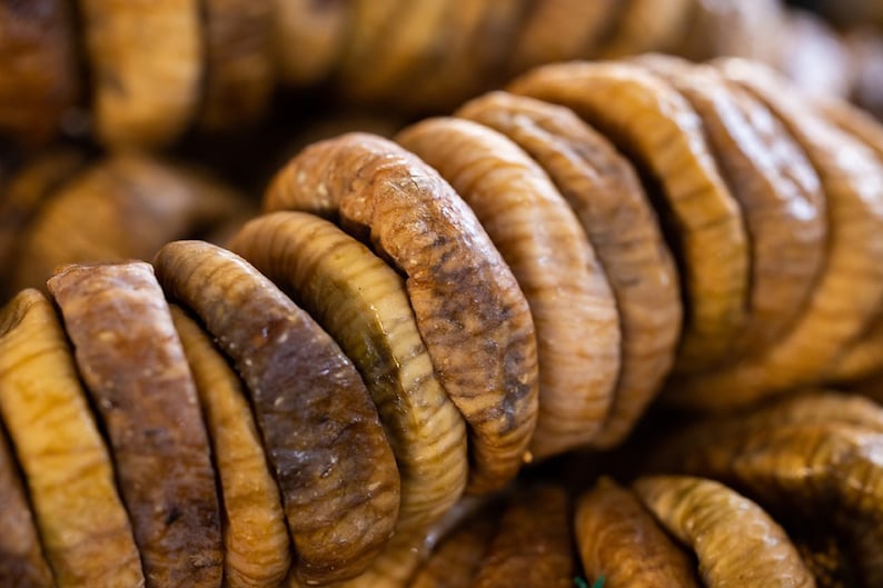 Organic Sun Dried Figs Snack Whole Healthy Food Kosher Raw Vegan Fruits ...
