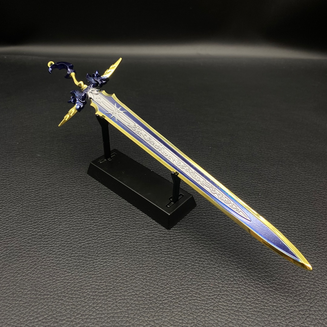 Final Fantasy Bahamut Ultima Sword Miniature Tiny Metal Bahamut Astral ...