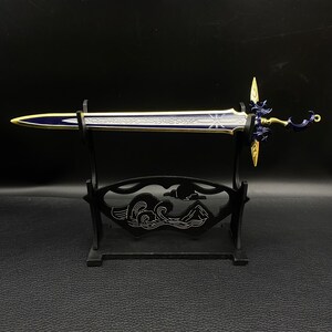 Final Fantasy Bahamut Ultima Sword Miniature Tiny Metal Bahamut Astral ...
