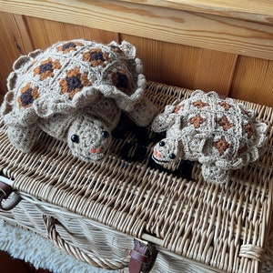 Granny Square Turtles - Etsy