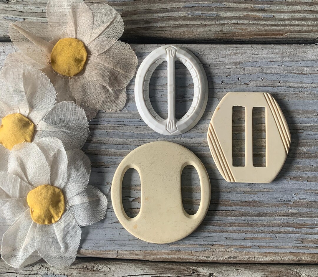 Vintage Plastic Scarf Slides, Belt Buckles, Crafter Supplies, Lot of 3 ...
