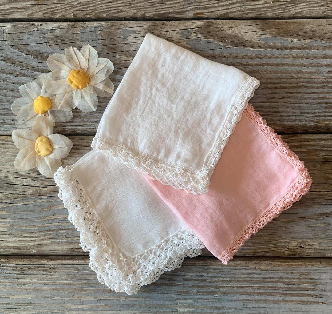 Vintage Hankies, 1950's Embroidered Hankies, Set of 3 Hankies, Vintage ...