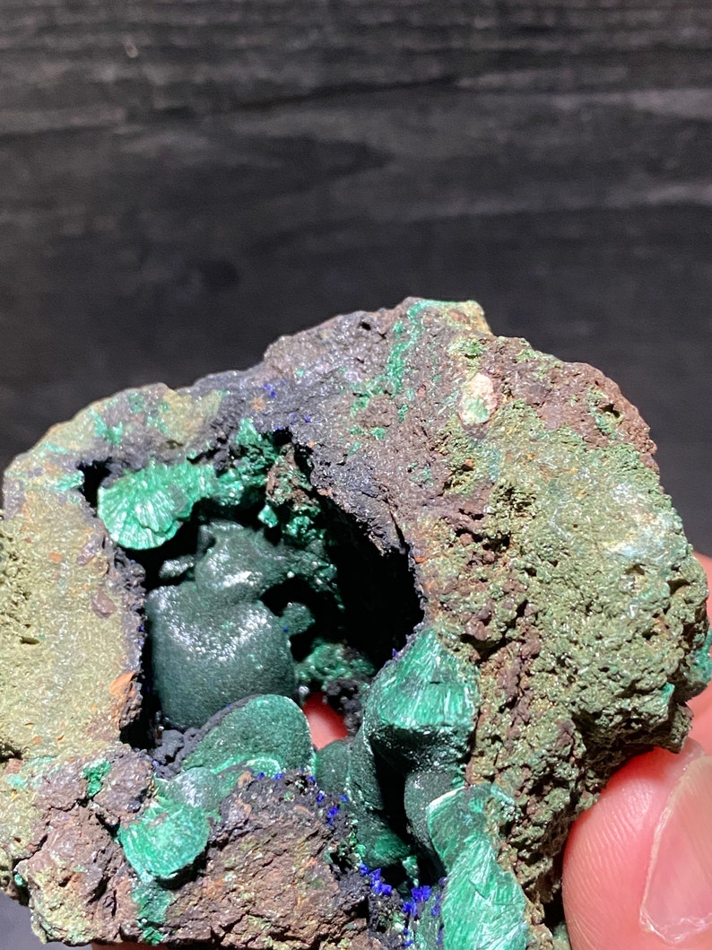 Geode Vug: Cats Eye Malachite, Fibrous Crystals & Azurite Specimen - Etsy