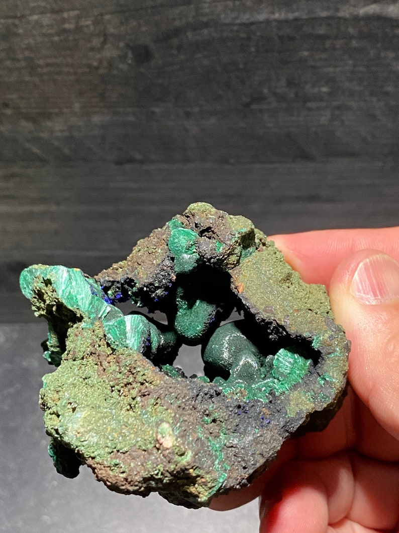 Geode Vug: Cats Eye Malachite, Fibrous Crystals & Azurite Specimen - Etsy