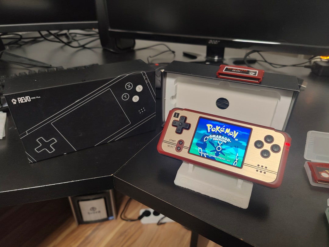 GBA Clone With 5 GBA Pokémon Games Ruby/emerald/sapphire/leaf Green and ...