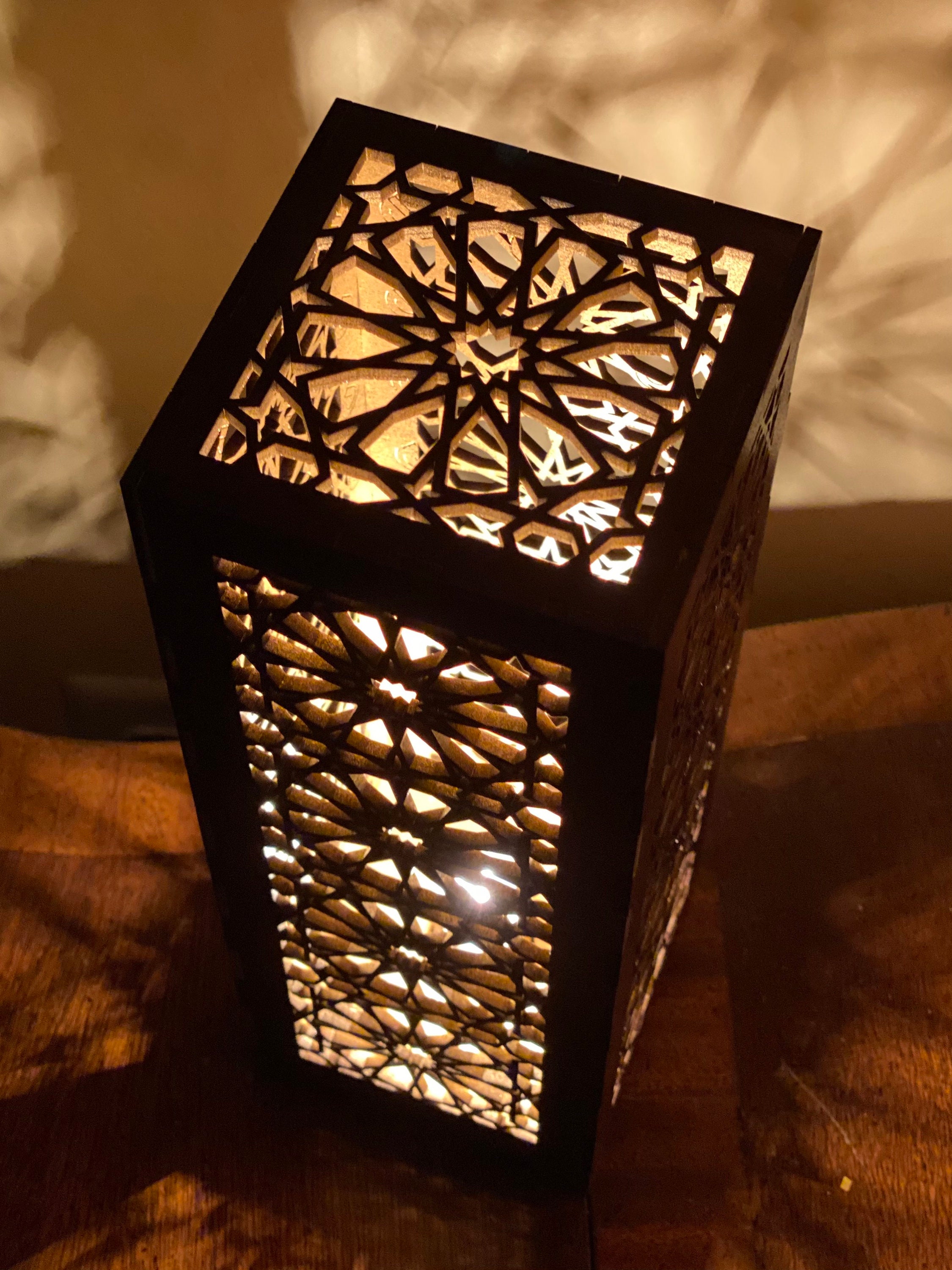 Daisy Wood Table Lamp Light Box Laser-cut Wood Geometric - Etsy UK Daisy Wood Table Lamp Light Box Laser-cut Wood Geometric - Etsy UK