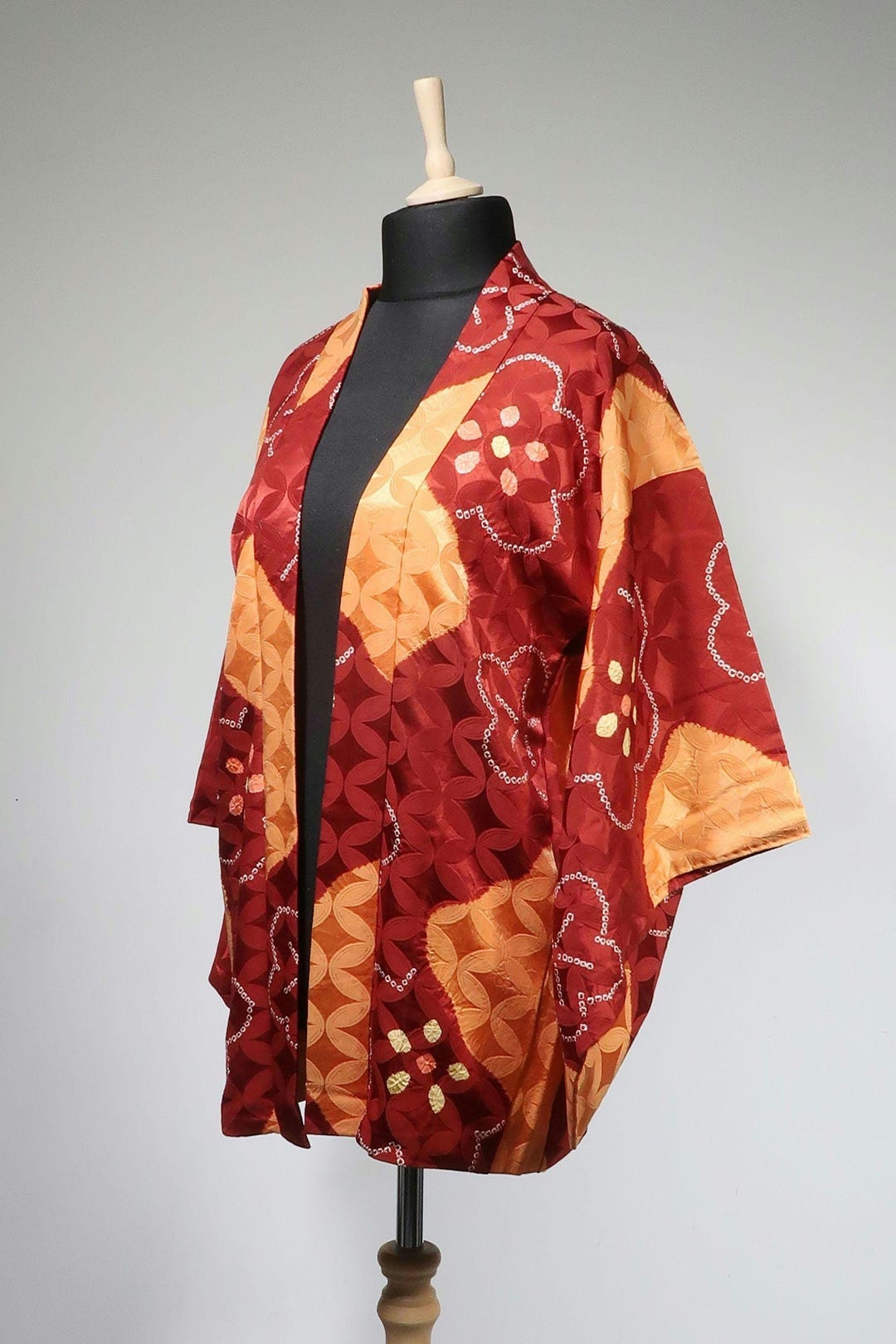 Japanese Silk Haori in Red and Orange for Sale - Etsy