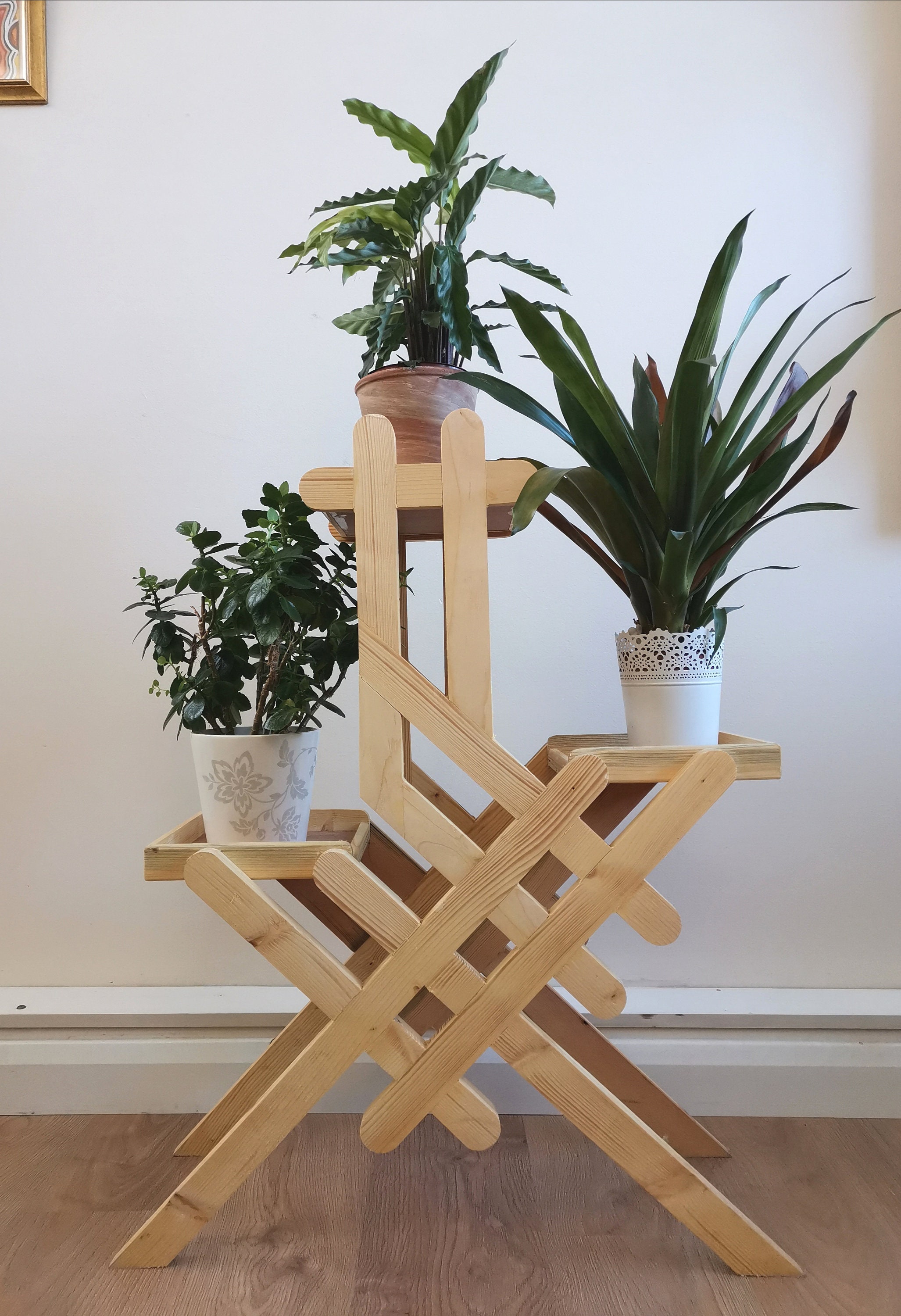 Wooden Planter Three Pot Podium - Etsy.de