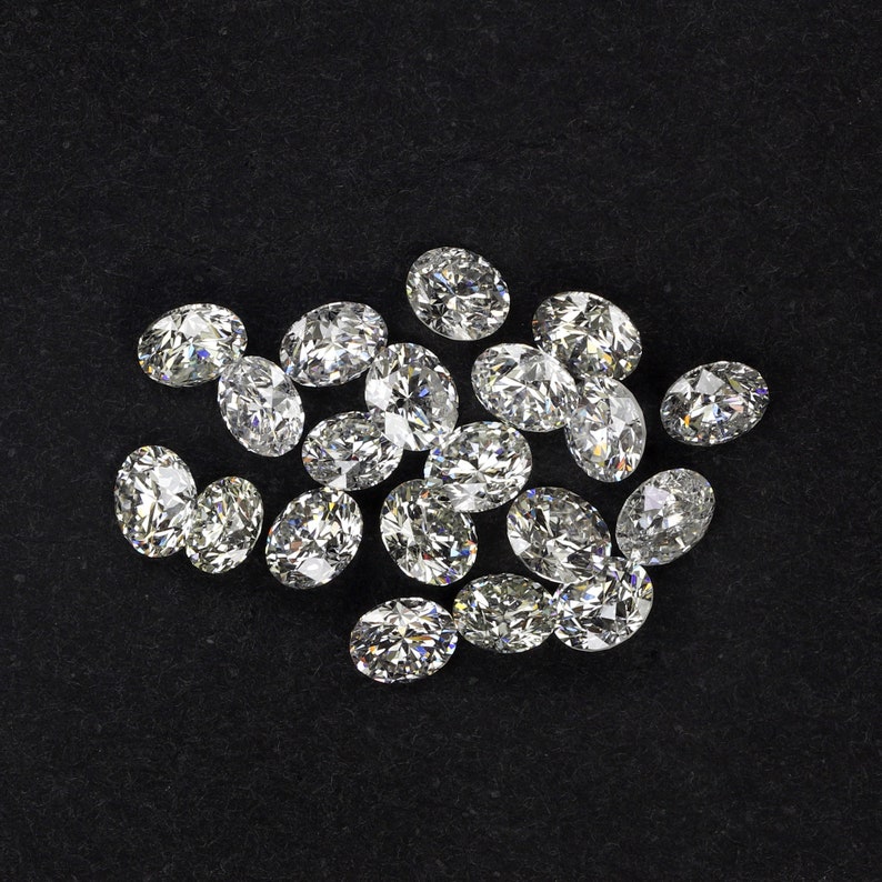 Round Shape, White Color, Natural Loose Diamond, Round Brilliant Cut ...