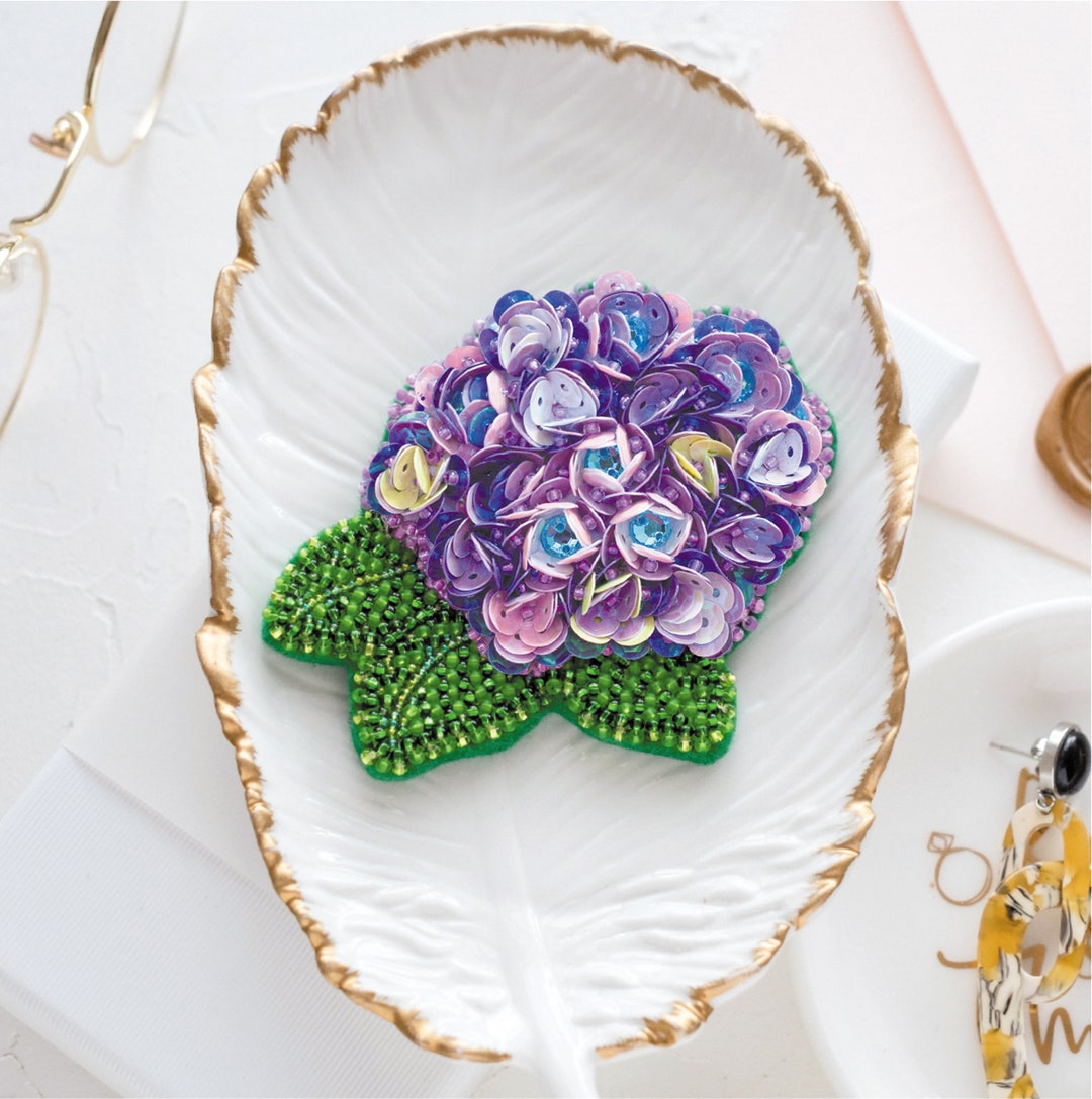 DIY Jewelry Making Kit, Seed Beaded Brooch "beautiful Hydrangea". Bead ...