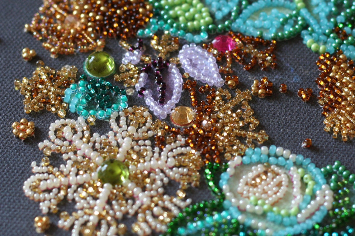 Bead Embroidery Kit on Art Canvas New Year Wreath. DIY Beadwork Kit ...