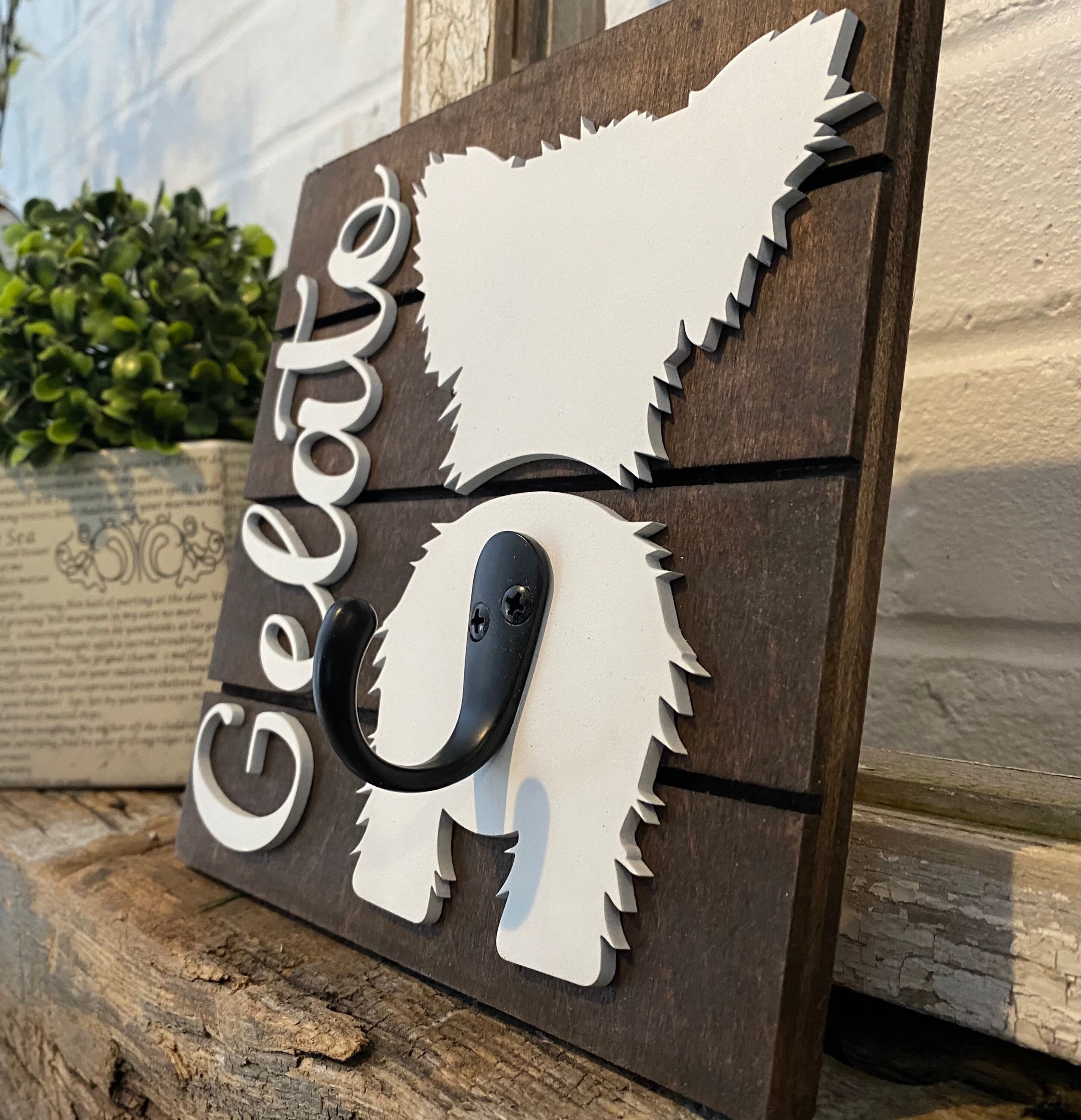 Dog leash hanger sign/custom dog leash holder/personalized dog | Etsy