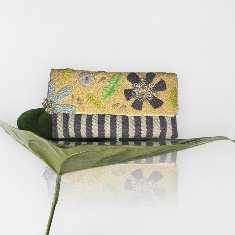 Needle Wallet - Etsy