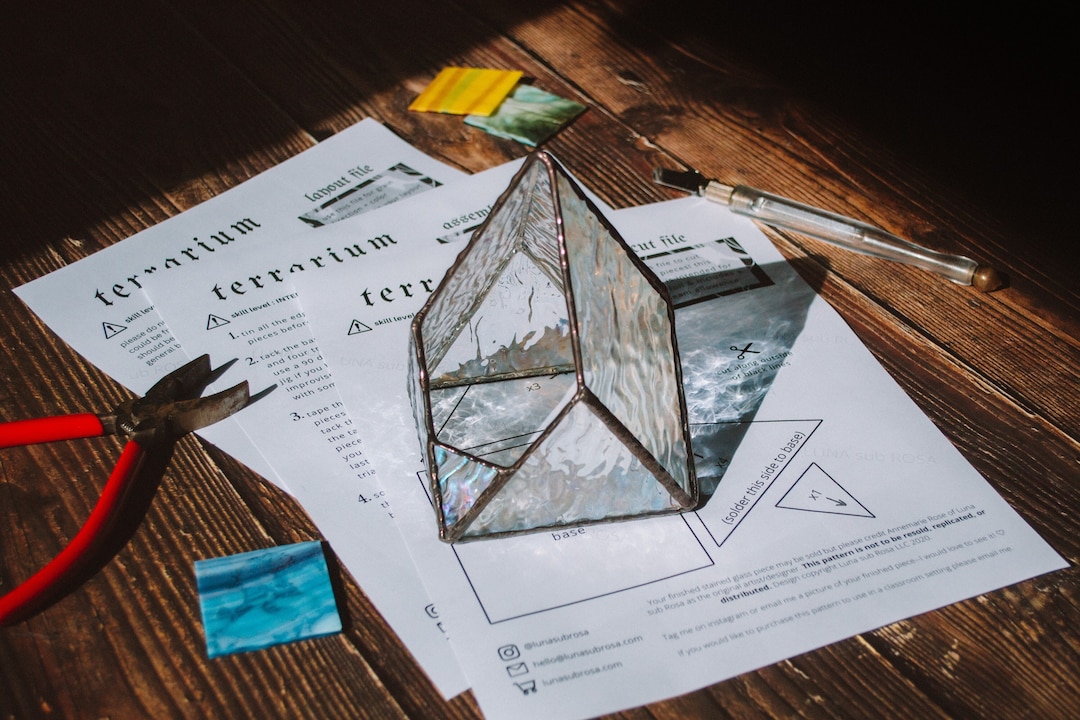 Stained Glass Terrarium Pattern Download, 3D Stained Glass Pattern ...