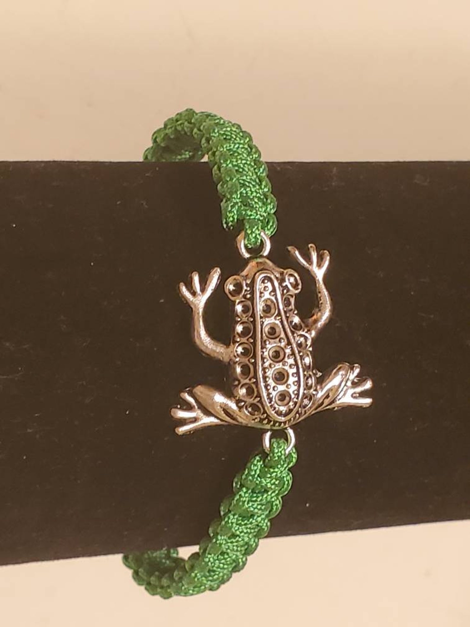 Frog Connector Green Macrame Bracelet With Adjustable Sliding - Etsy