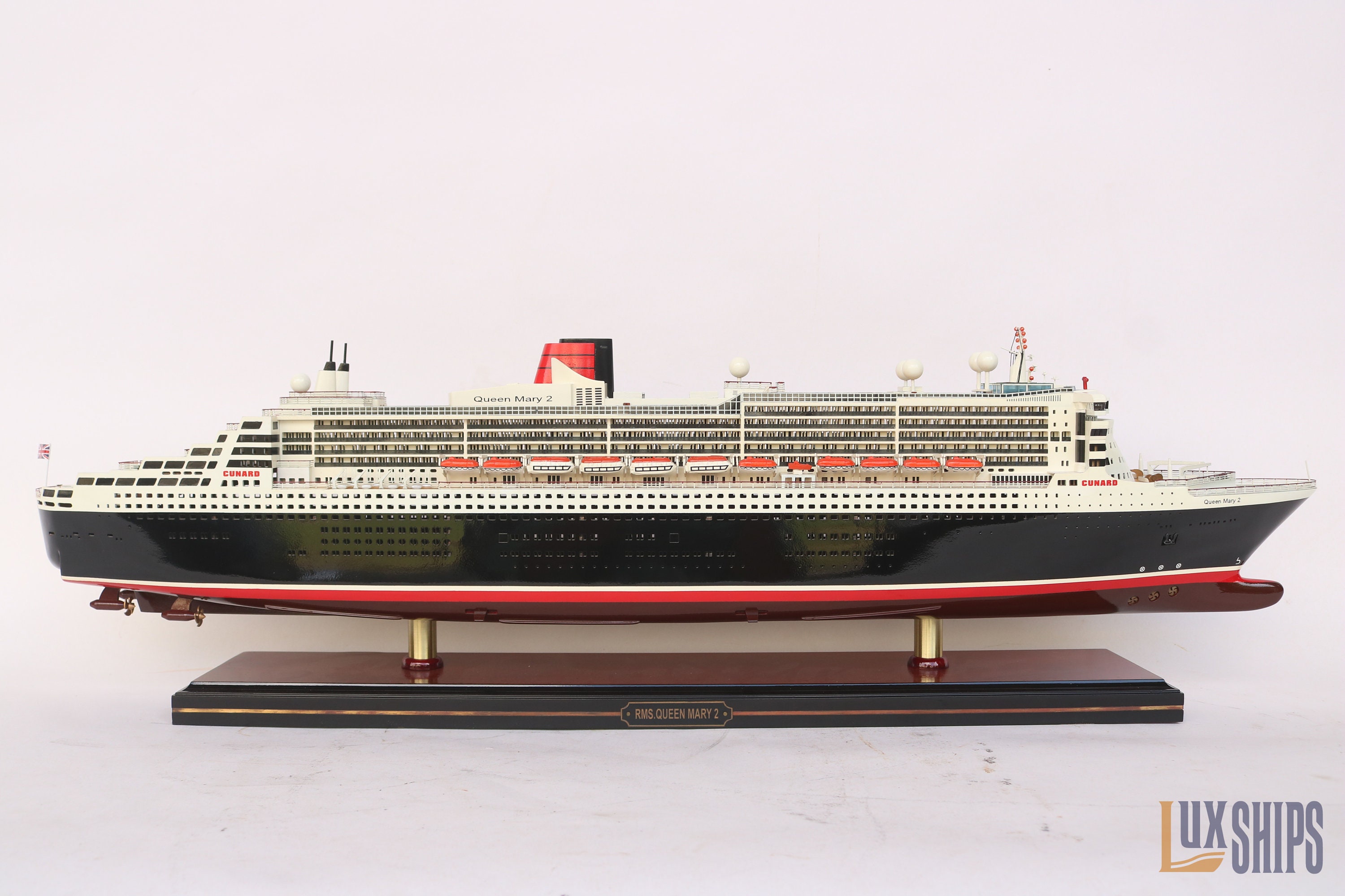 RMS Queen Mary 2 Ship Model 86cm RMS Queen Mary 2 Wooden Ship Model ...