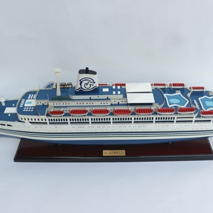 SS Sea Breeze Ship Model - SS Seabreeze Model Ship - Etsy