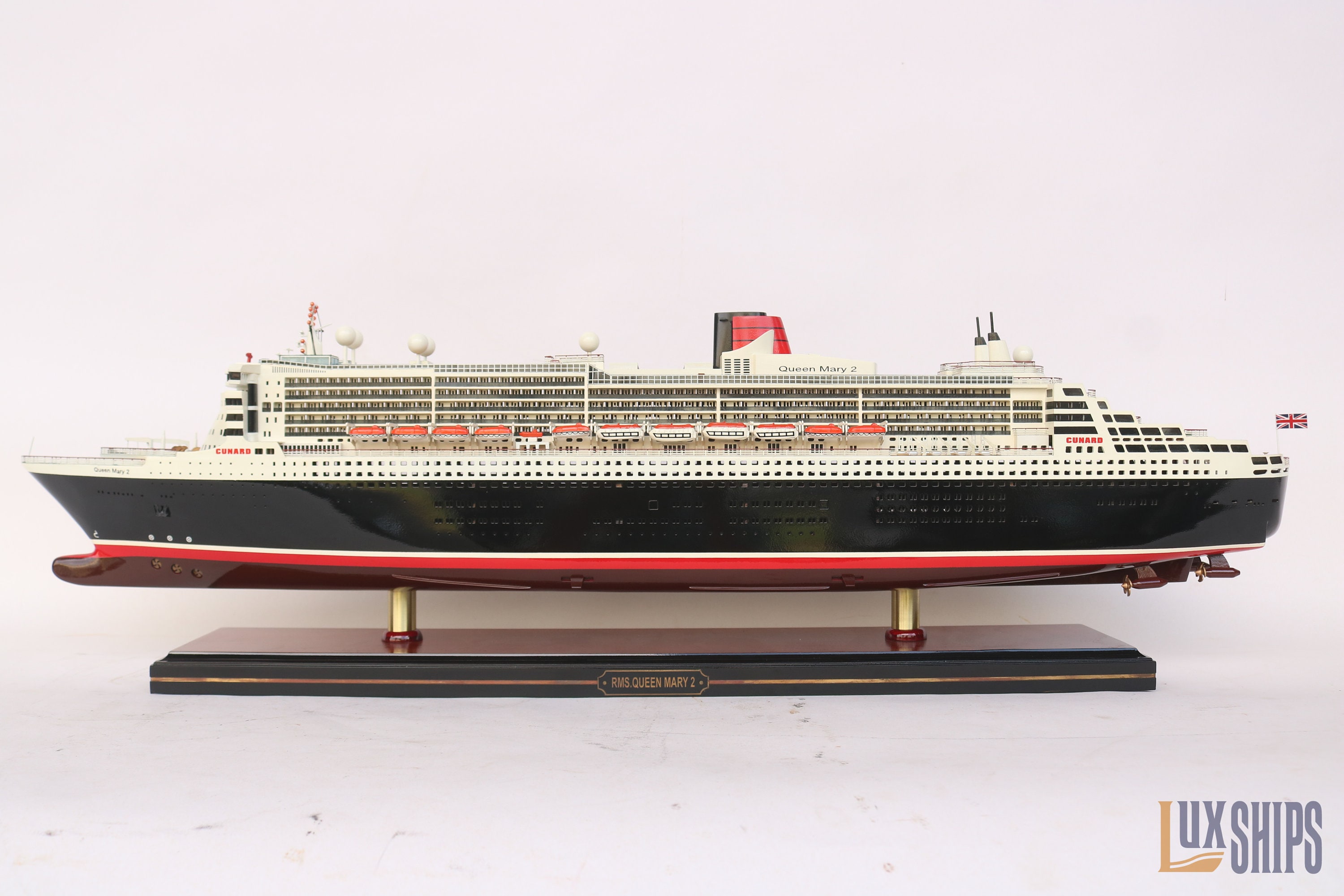 RMS Queen Mary 2 Ship Model 86cm RMS Queen Mary 2 Wooden Ship Model ...
