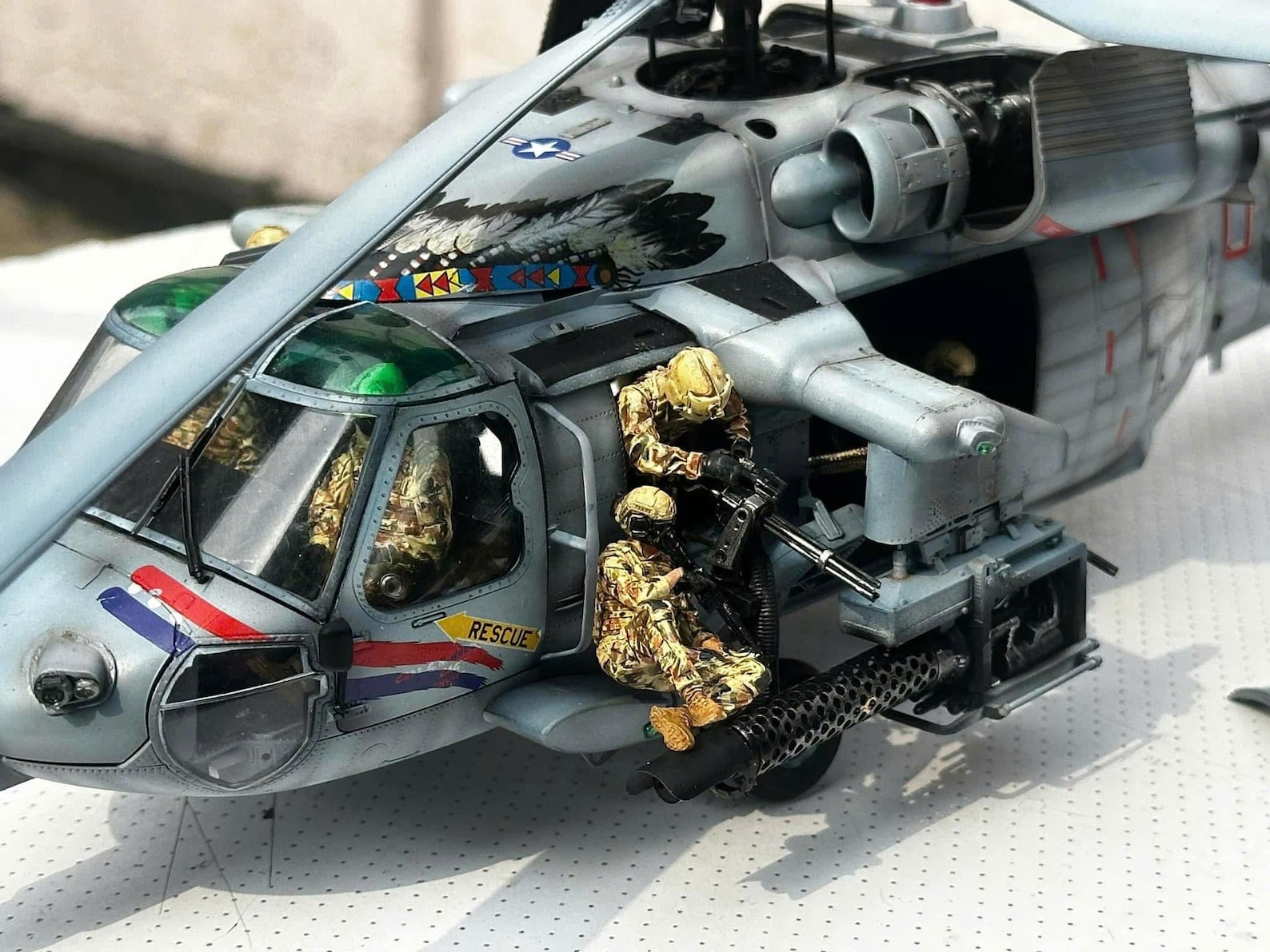Pre-order, MH-60S Knighthawk With 6 Figures, Scale 1/35 Built and ...