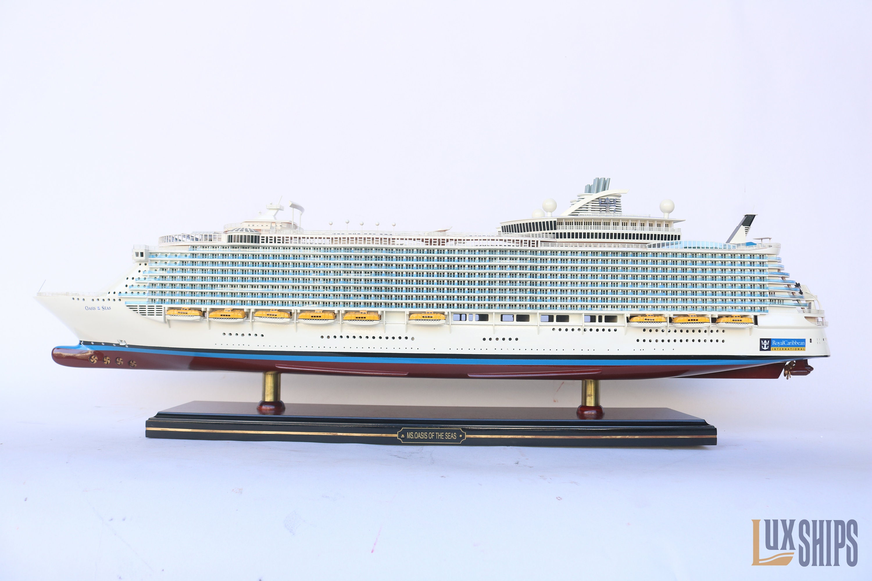 MS Oasis of the Seas Ship Model, Royal Caribbean Model Ship - Etsy