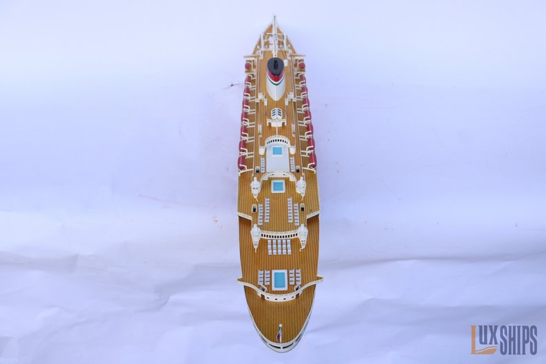 SS CRISTOFORO COLOMBO Model Ship, Red and White - Etsy