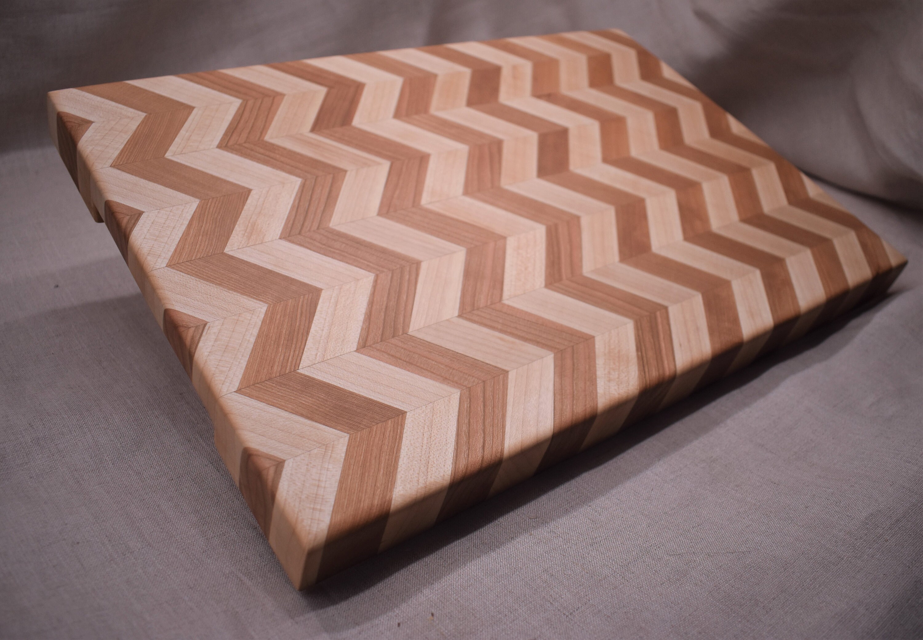Maple and Cherry Chevron Pattern Cutting Board | Etsy
