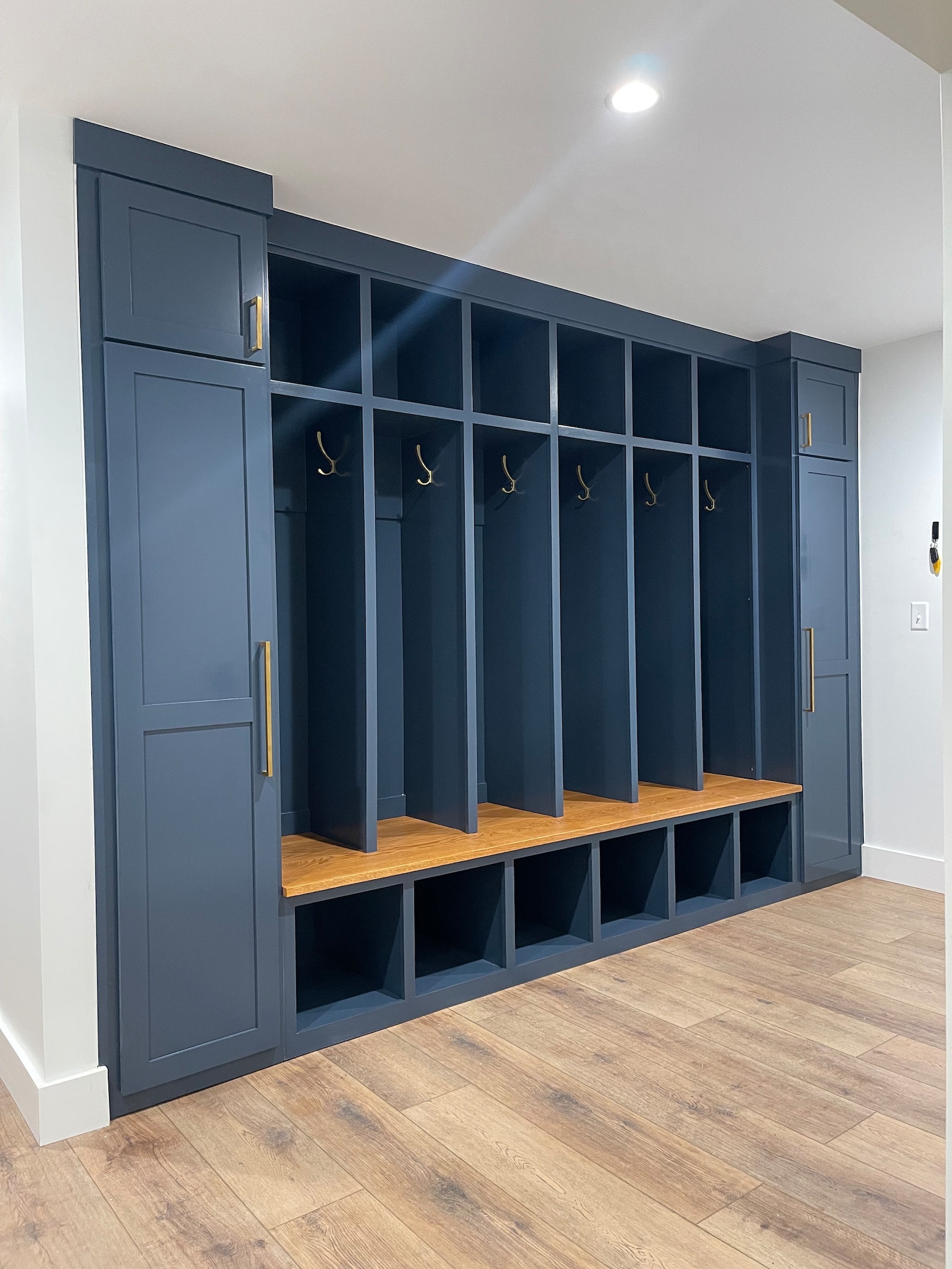 The Robert | Hall Tree| Mudroom Organization| Entryway| Coat Rack ...