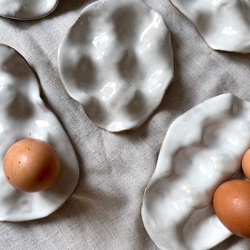 Ceramic Egg Holder - Etsy