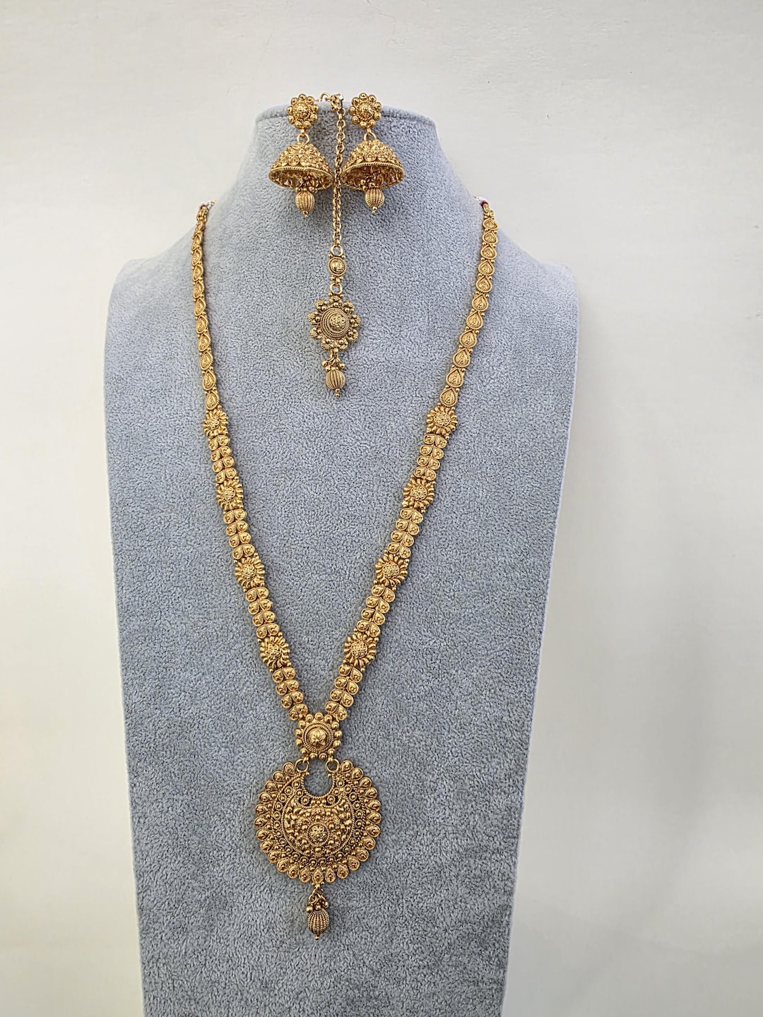 Antique Gold Long Necklace/indian Necklace/south Indian Necklace/long ...