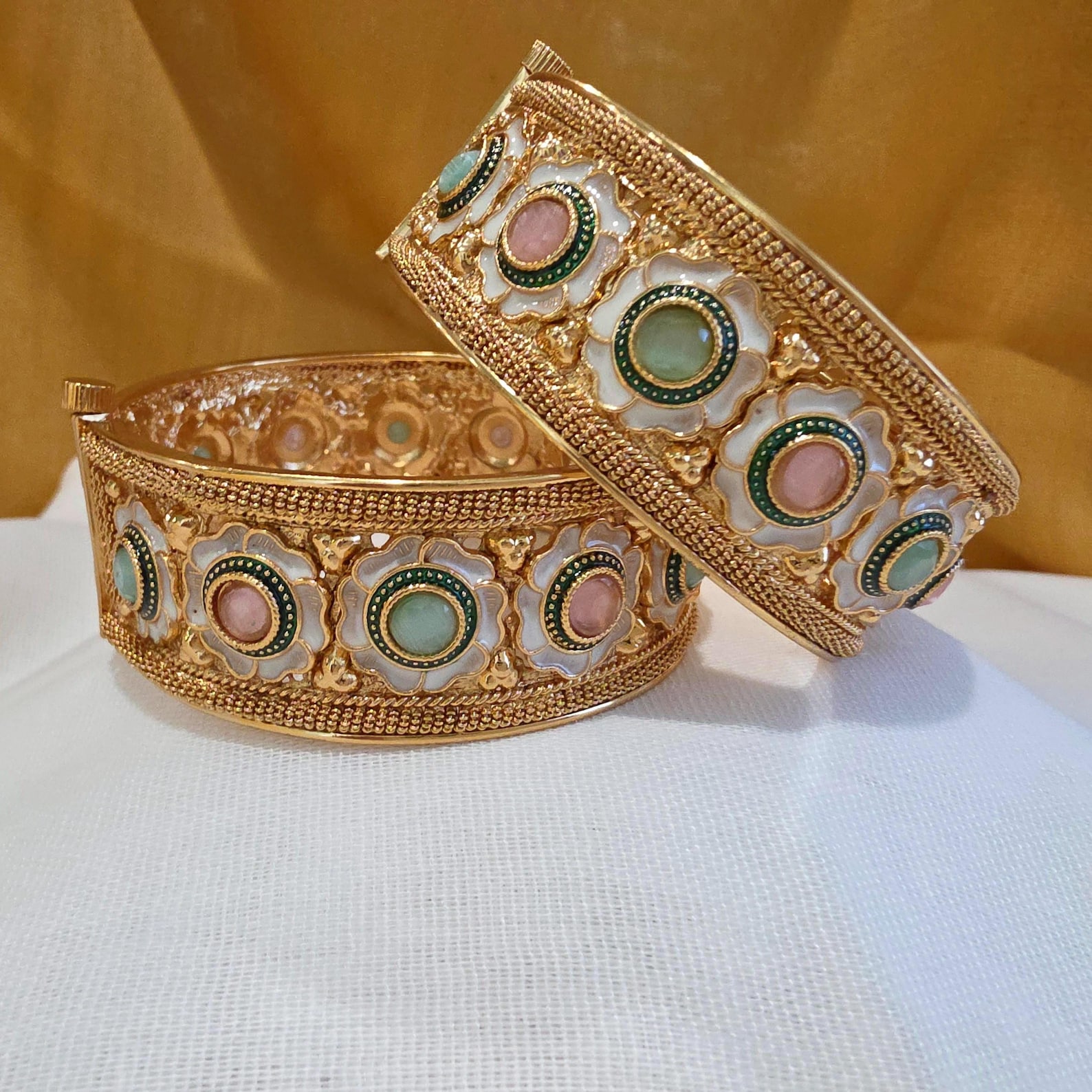Classic Mint Pink Gold Plated Openable Bangles Pair\statement Kadas ...