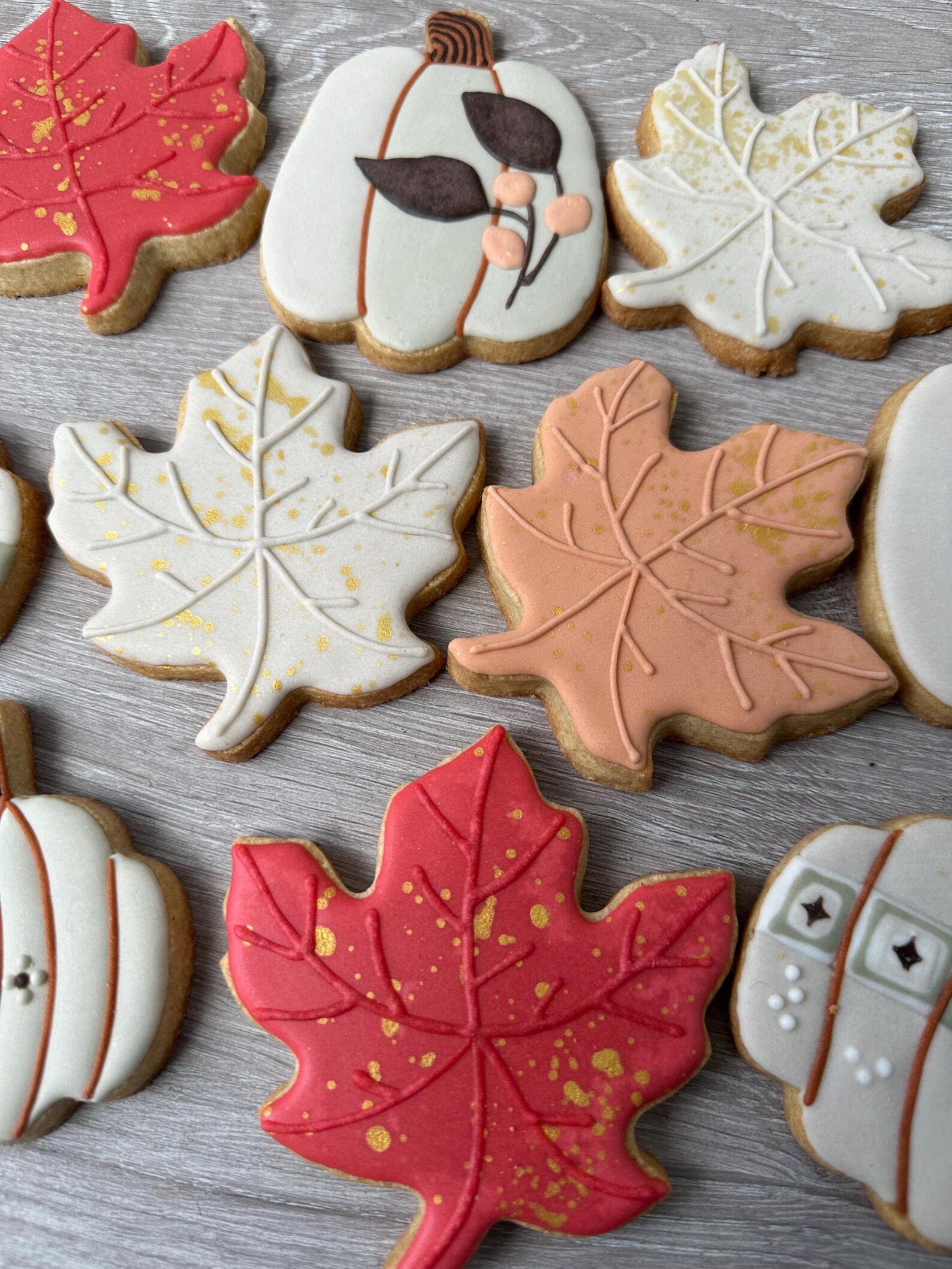 Thanksgiving Autumn Pumpkin Sugar Cookies – Pumpkin and Leaf Shaped ...