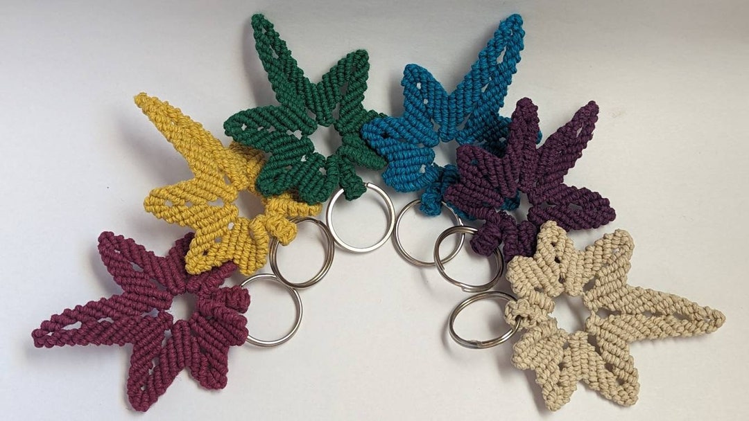 Micro Macrame Hemp Leaf Keyring - Etsy