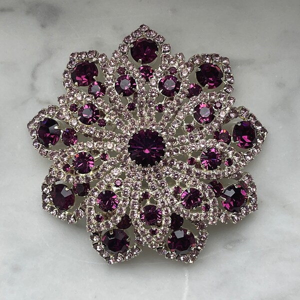 Chanel brosche - Etsy.de