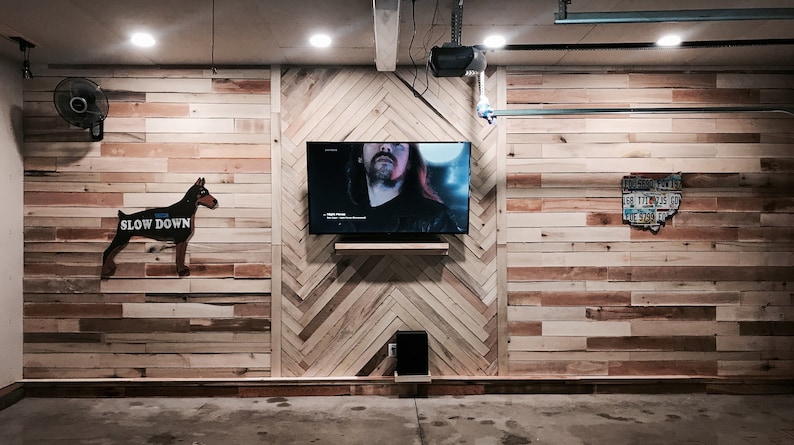 Rough Cut Hard Wood Lumber Planks for Rustic Accent Walls, Modern ...