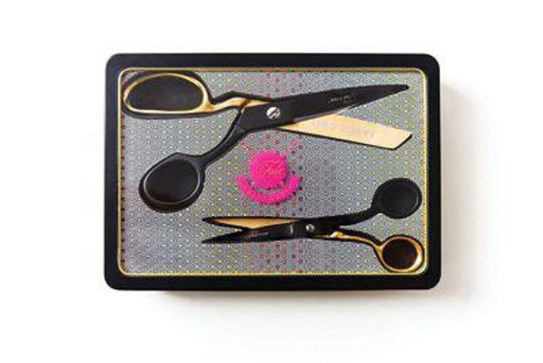 Tula Pink Limited Edition Black & Gold Scissors - Etsy
