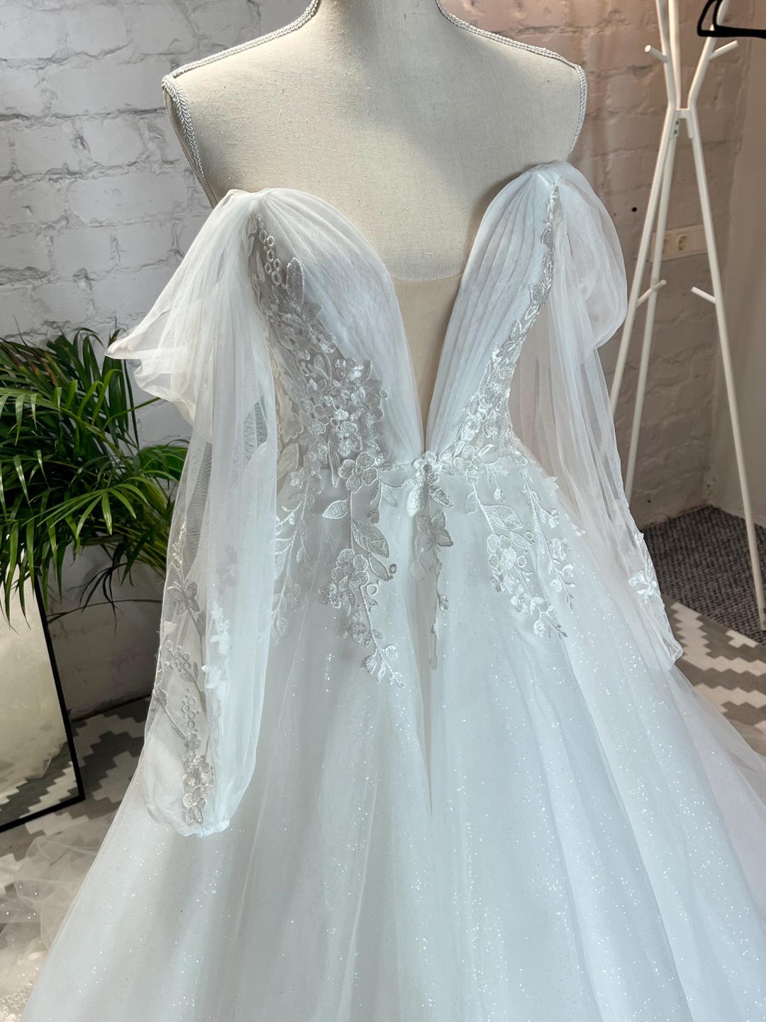 Off the Shoulder Wedding Dress, Long Puff Sleeve Wedding Desss, Bobo ...