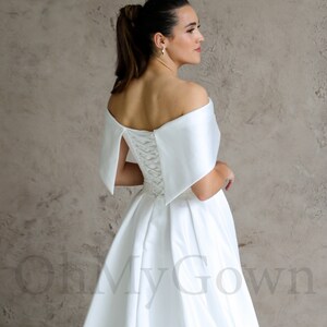 Off the Shoulder Wedding Dress, Minimalist Wedding Dress, off Shoulder ...