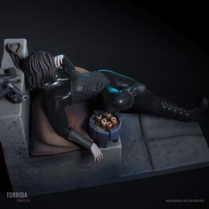Reclining Vampire Assassin Pin up Statue & Miniature Torrida Minis - Etsy