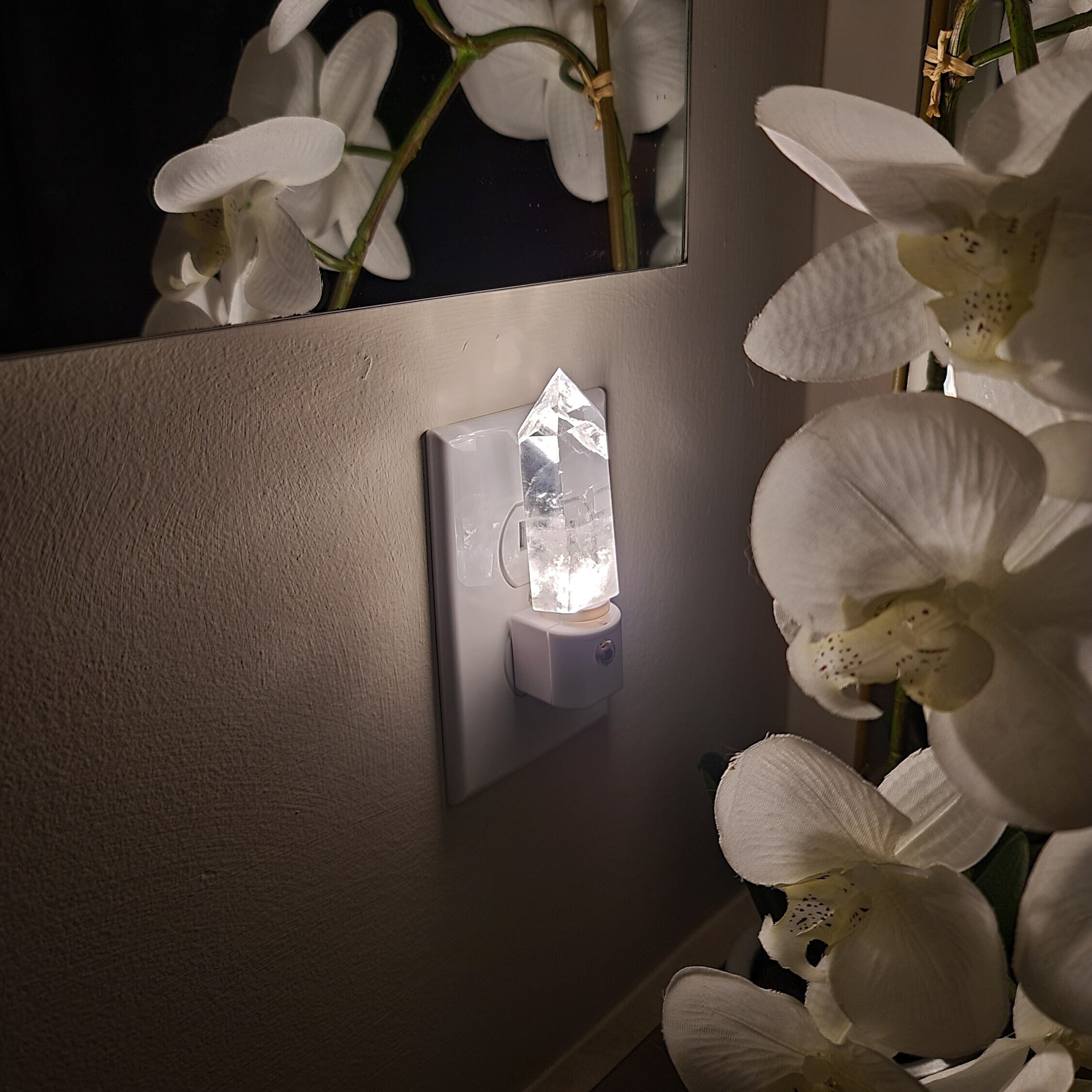 Clear Quartz Crystal Tower LED Night Light With Light Sensor ...