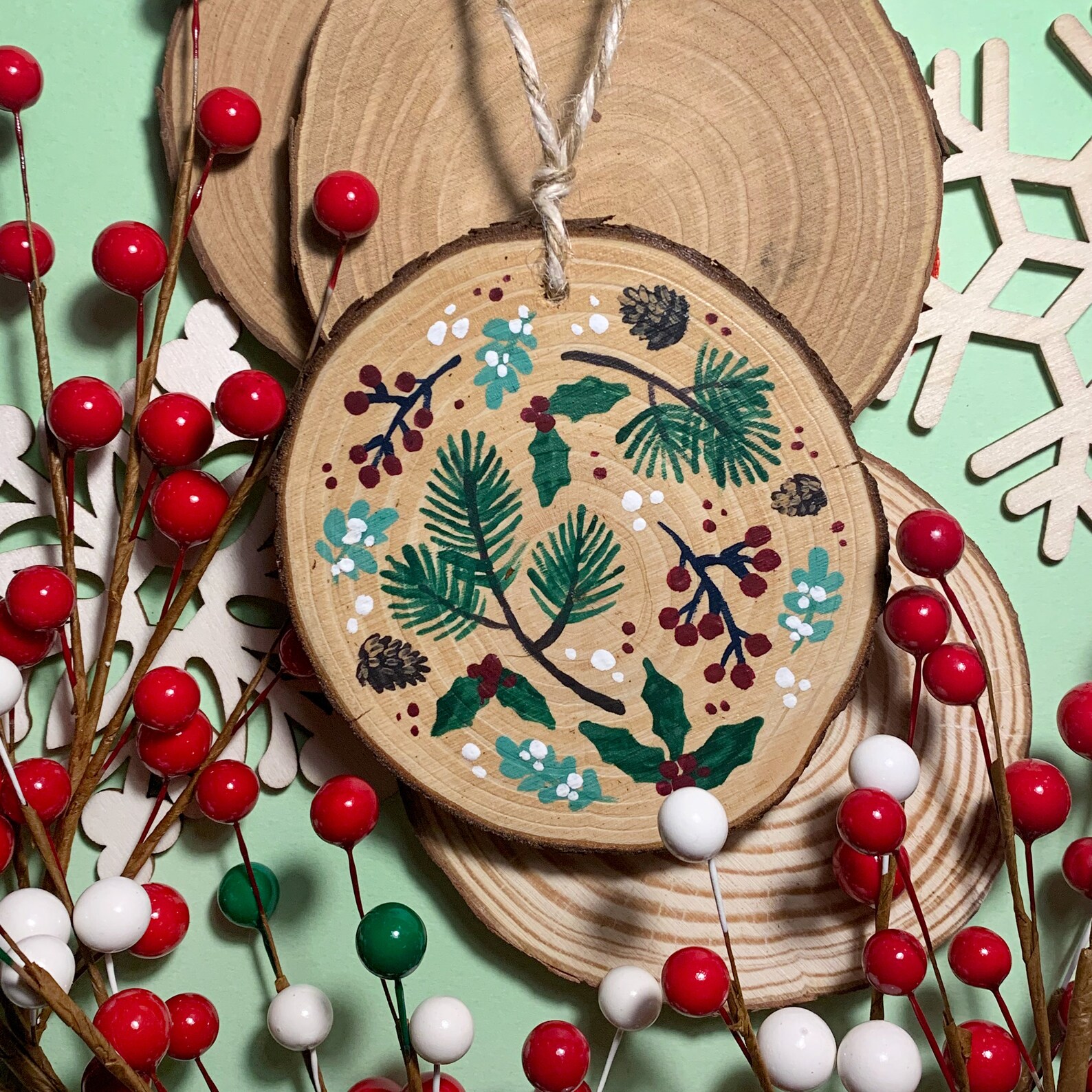 Holiday Hand-painted Wood Slice Ornaments - Etsy