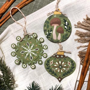 3-pack of Nostalgic Holiday Mushroom and Snowflake Hand-painted Wood ...