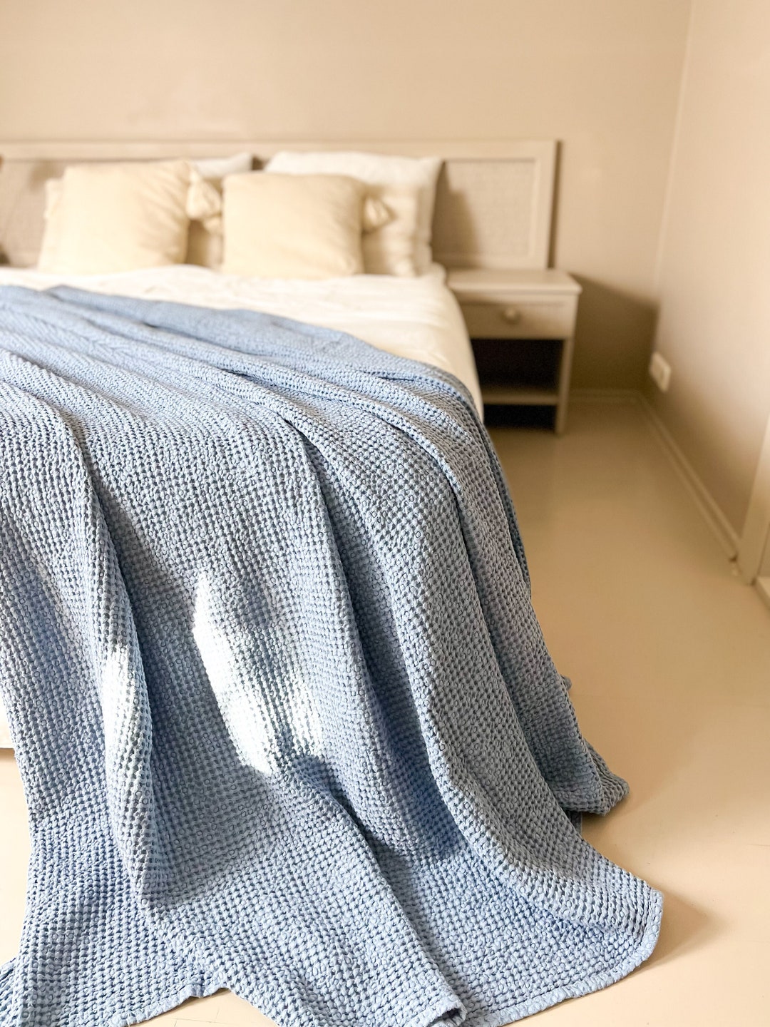 Dusty Blue Waffle Linen Blanket. Soft Linen Bedspread. Cozy Waffle Bed ...