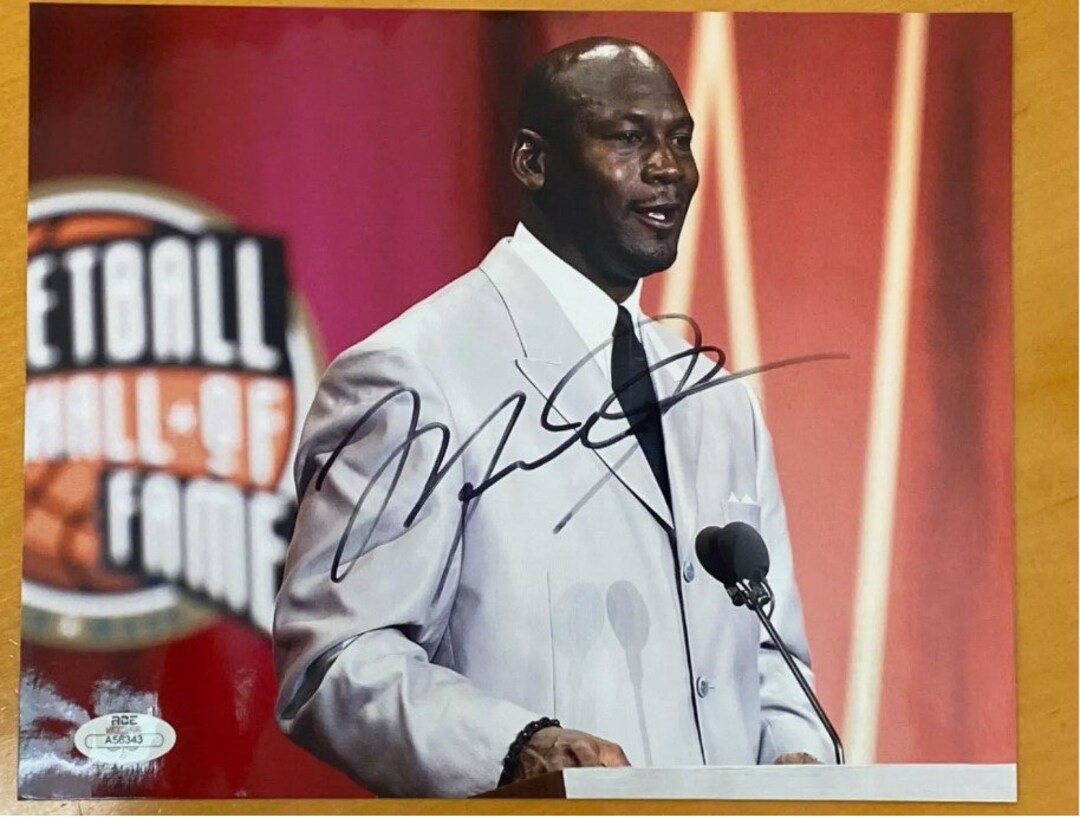Michael Jordan Signed AUTOGRAPHED 8x10 Photo CHICAGO Bulls NBA - Coa - Etsy