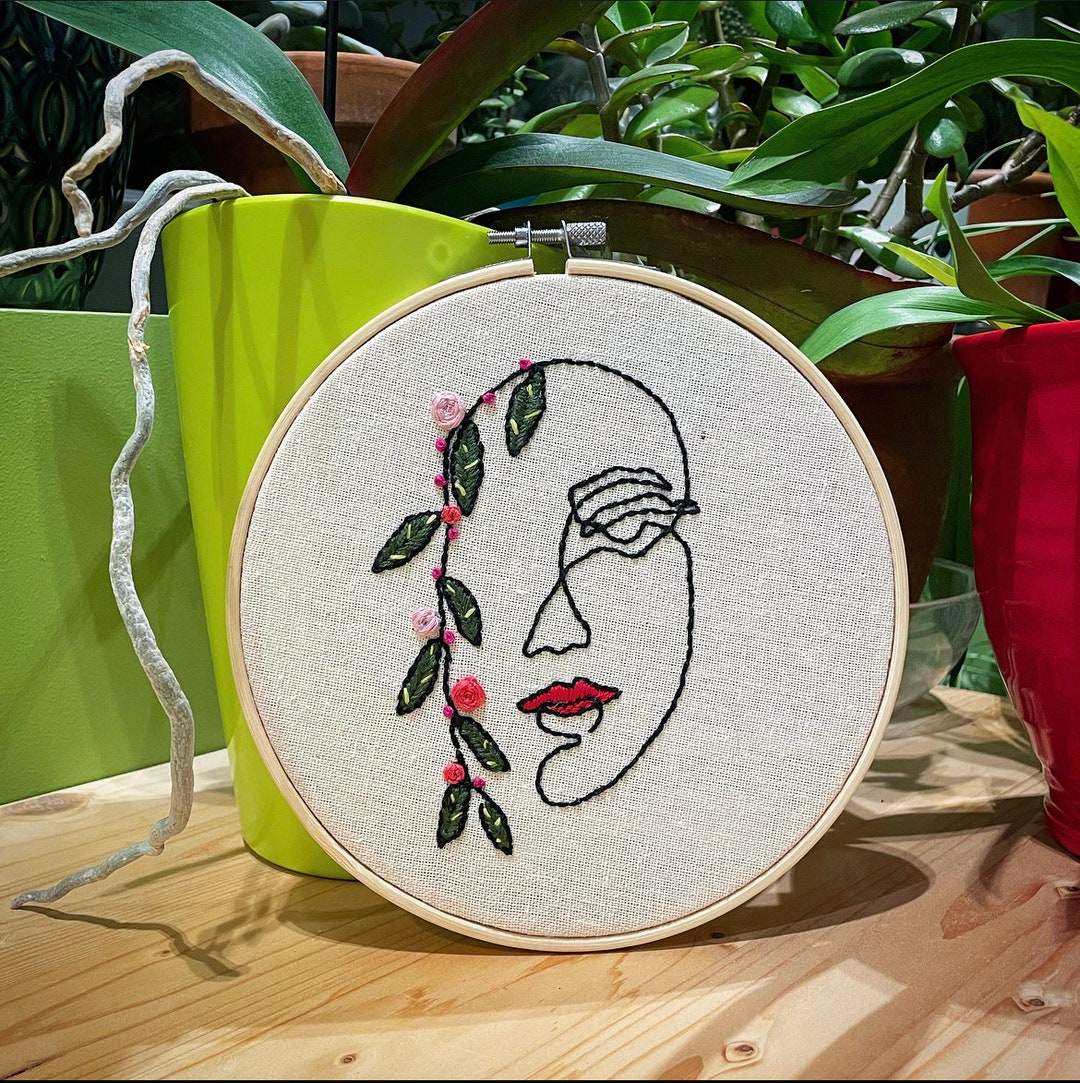 Embroidery Circle minimalist - Etsy